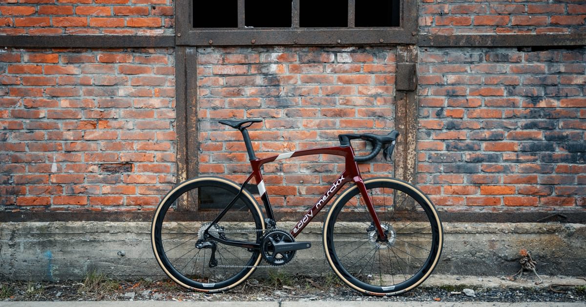 The story behind the 525, a performance racing bike for… | Eddy Merckx